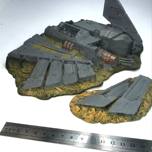 SPACE MARINE CRASHED Aquila Lander Battle Macragge Scenery Warhammer ...