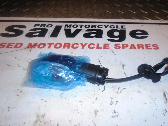 YAMAHA YZF R3 2020:Indicator Genuine Yamaha - Rear Left (New ...