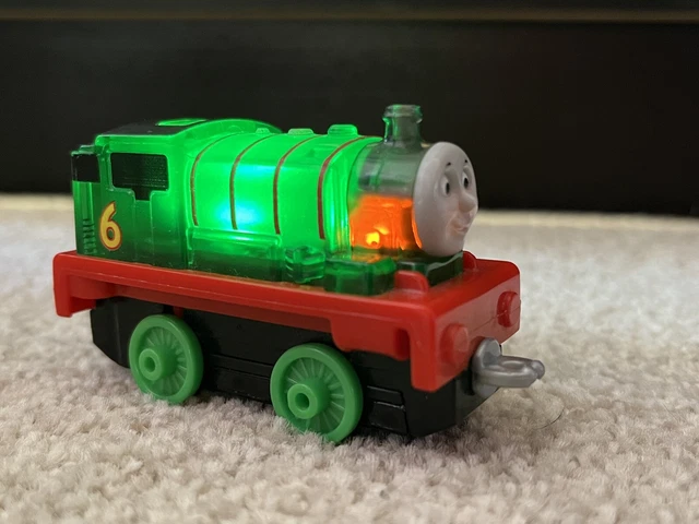 ADVENTURES THOMAS TANK Engine & Friends Train - LIGHT UP PERCY 2015 ...