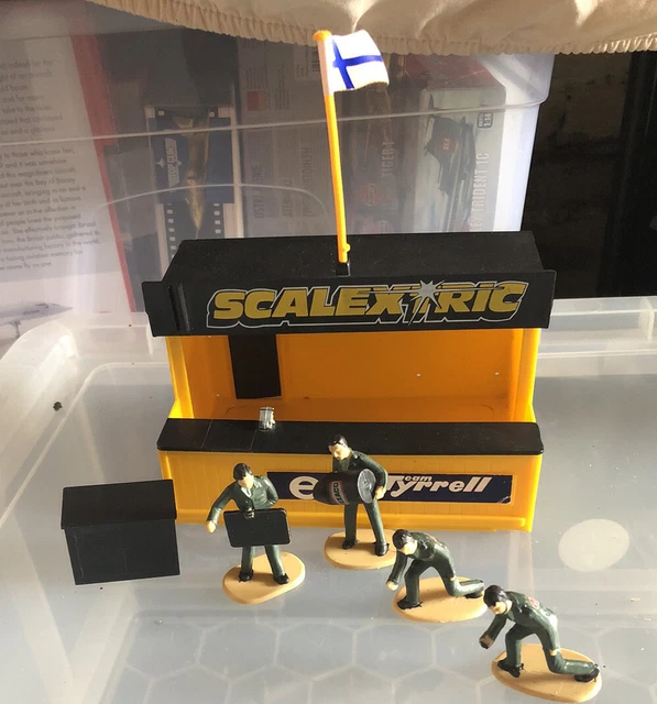 SCALEXTRIC C703 TYRELL Pit Garage With Crew £15.00 - PicClick UK