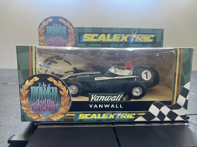 SLOT CAR SCALEXTRIC Vanwall The Power And The Glory #1 Green 1:32 C097 ...