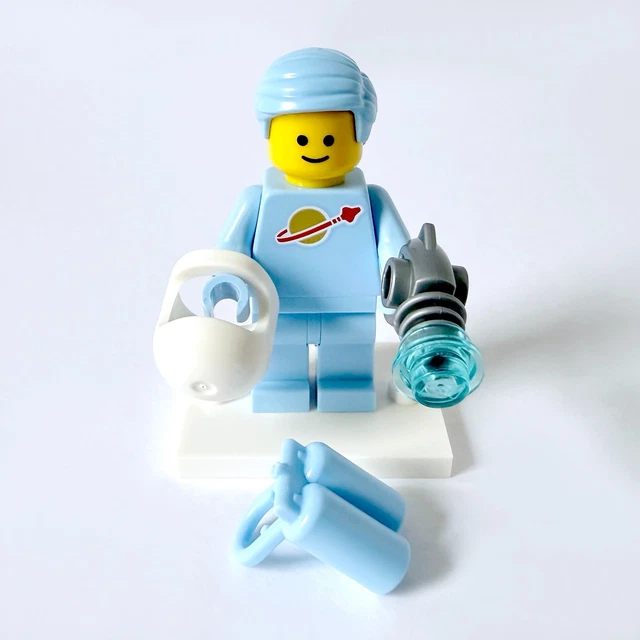 LEGO SPACE CLASSIC Spaceman Astronaut Minifigure BAM Light Blue with ...
