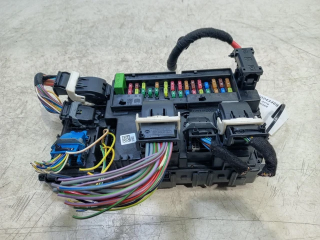 FORD RANGER BCM Body Control Module Fuse Relay Box Gu5T-15604-Cec P375 ...