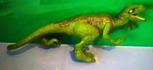 JURASSIC WORLD ATTACK Pack 7" Velociraptor Green Raptor Figure Toy DBA ...