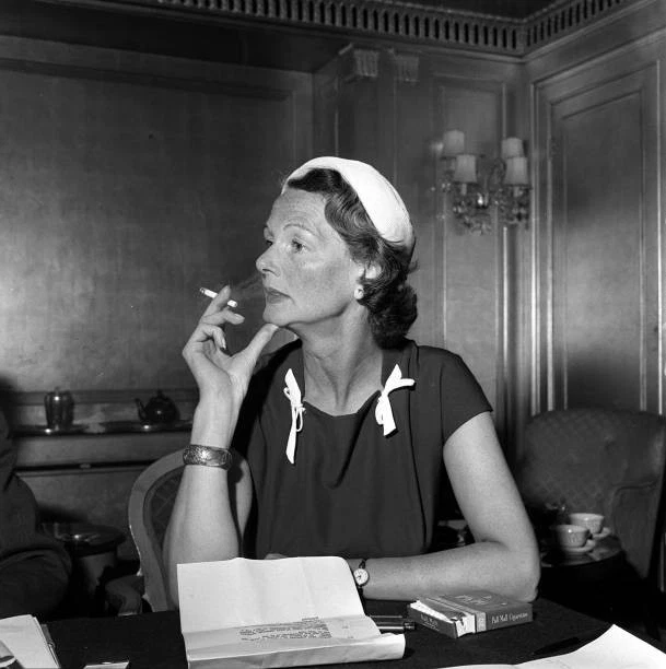 BRITISH ACTRESS ELIZABETH Allan 1955 Old Historic Photo $9.00 - PicClick AU