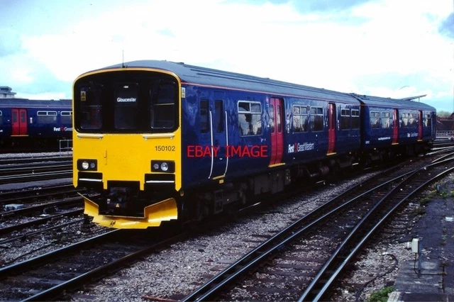 PHOTO CLASS 150 Sprinter 2-Car Dmu No 150 102 At Bristol Temple Meads ...