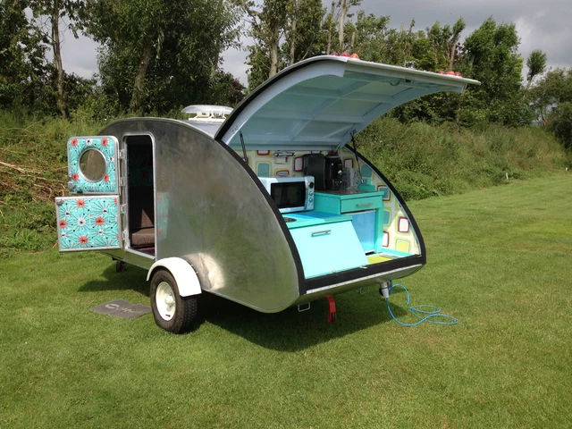 STEP BY STEP build a Teardrop caravan trailer plans download 1200 pages ...