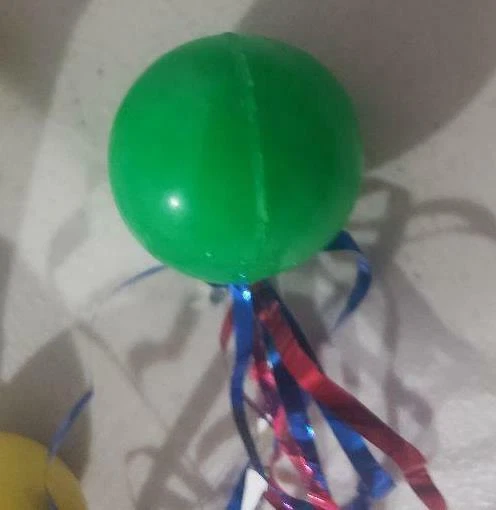 12 HIGH BOUNCE Balls Bouncy Rubber Ball With Streamers Party Favors Cat ...