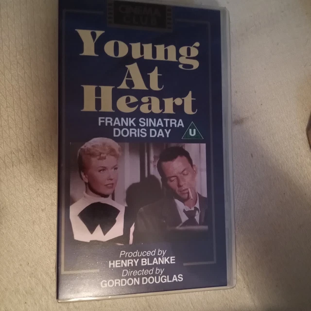 YOUNG AT HEART "MUSICAL" VHS Video Tape - FRANK SINATRA, DORIS DAY, GIG ...