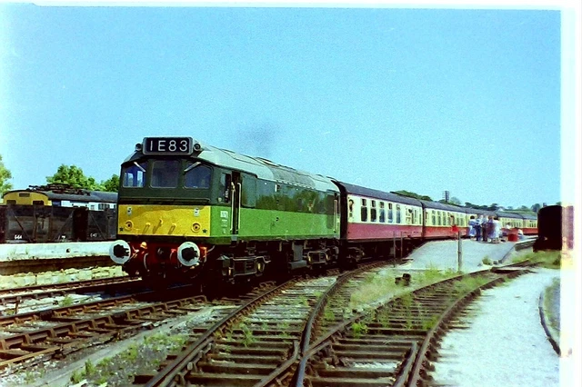 35MM RAILWAY COLOUR Class 25 D7671 at Swanwick Junction £1.95 - PicClick UK