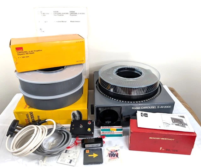 KODAK CAROUSEL S-AV2000 35mm Slide Projector with Remote, 2 x Lens ...