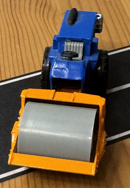 CORGI JUNIORS 🏁 1/64 Scale Diecast Car 🚗 Raygo Rascal 600 Steam Roller ...