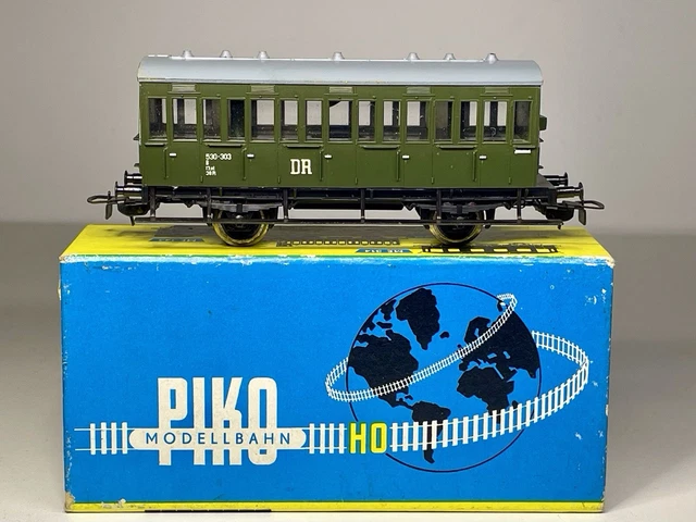 VINTAGE PIKO 315-01 HO Scale 4 Wheeled Passenger Coach DR Green 530-303 ...