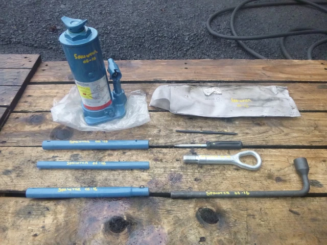 MERCEDES SPRINTER VW Crafter Single Wheel Jack And Wheel Brace 2006 ...