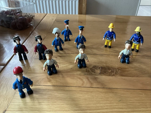 POSTMAN PAT AND Fireman Sam Collectible Figures Bundle Pack £11.12 ...