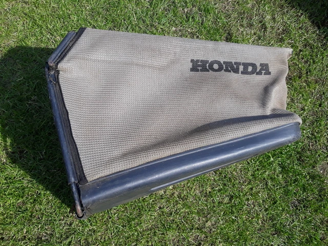 HONDA IZY 18” Grass Collection Box, Bag £20.00 - PicClick UK