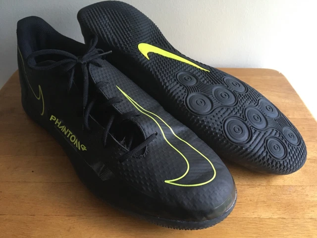 *AS NEW* NIKE Phantom GT Academy indoor soccer/futsal boots black US11 ...