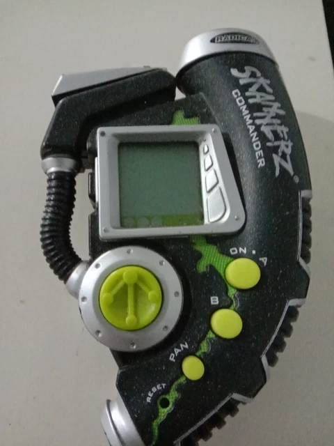SKANNERZ COMMANDER RADICA 2001 Handheld Monster Scanning Game Retro Toy ...