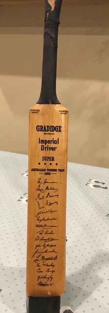 VINTAGE MINIATURE GRADIDGE Cricket Bat: 1956 Australian Touring Team £9 ...