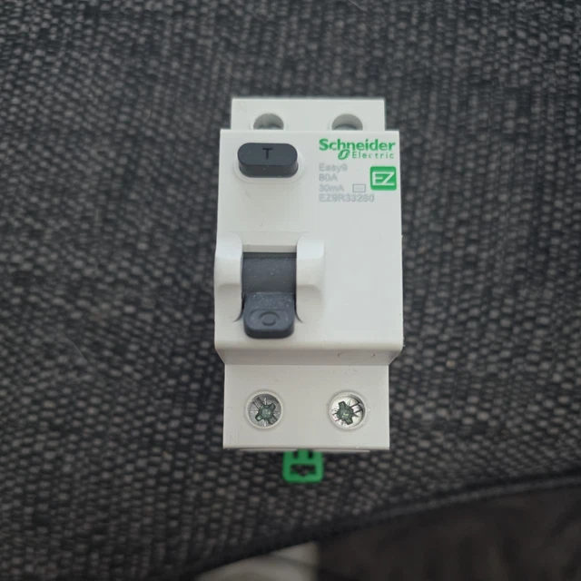 SCHNEIDER 80 AMP 30mA DOUBLE POLE RCD RCCB TYPE AC EASY 9 EZ9R33280 £4. ...