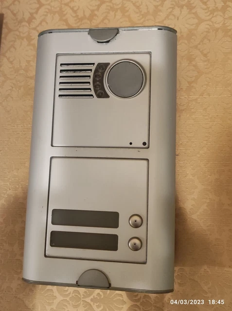 PULSANTIERA VIDEOCITOFONICA URMET domus 956/22 USATOPulsantiera videocitofonica EUR 90,00 ...