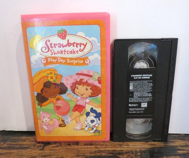 STRAWBERRY SHORTCAKE PLAY Day Surprise VHS Pink Box - Same Day Shipping ...