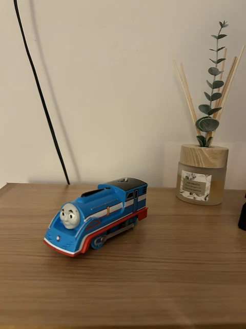 THOMAS & FRIENDS Trackmaster Revolution Motorised Train - Streamline ...