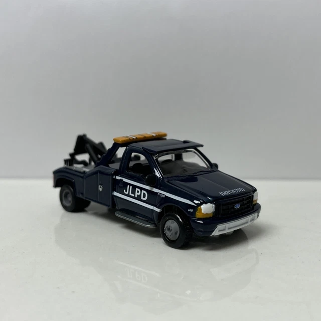 2000 00 FORD F-450 Tow Truck Collectible 1/64 Scale Diecast Diorama ...