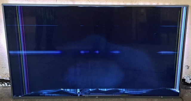 PHILIPS 70PUS7805/12 70& Smart 4K UHD Ambilight LED TV *Smashed Screen ...