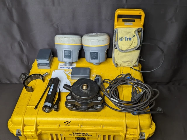 TRIMBLE R10 90911-60 GPS GNSS Rover Receiver Kit EUR 13.804,92 ...