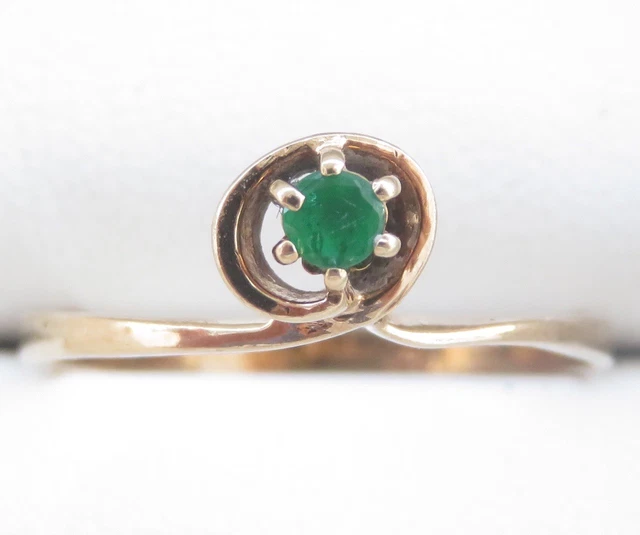 GENUINE CREATED EMERALD Ring In 9K Yellow Gold $15.50 - PicClick AU