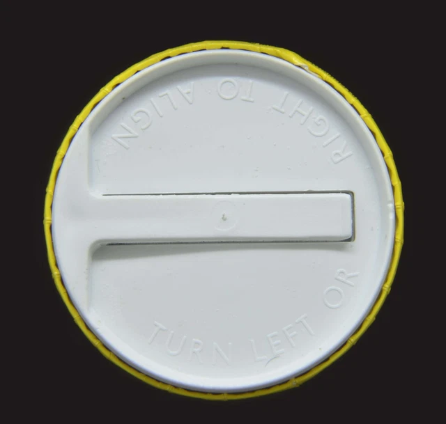 LARGE THOMAS THE Tank Engine & Friends Railway Train Pin Badge £2.50 ...