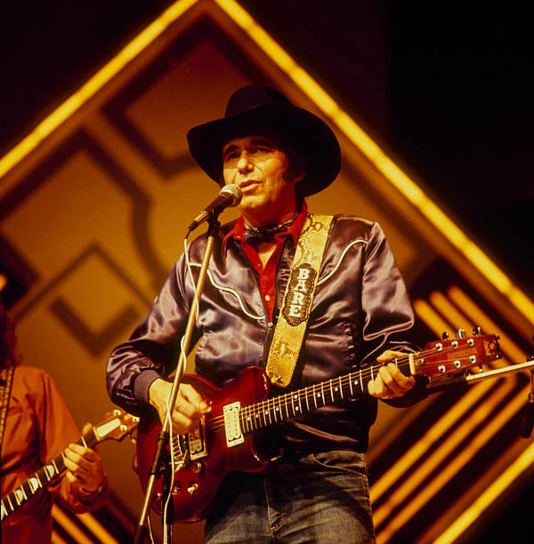 SINGER BOBBY BARE Performs At The Country Music Festival 1983 Old Photo ...