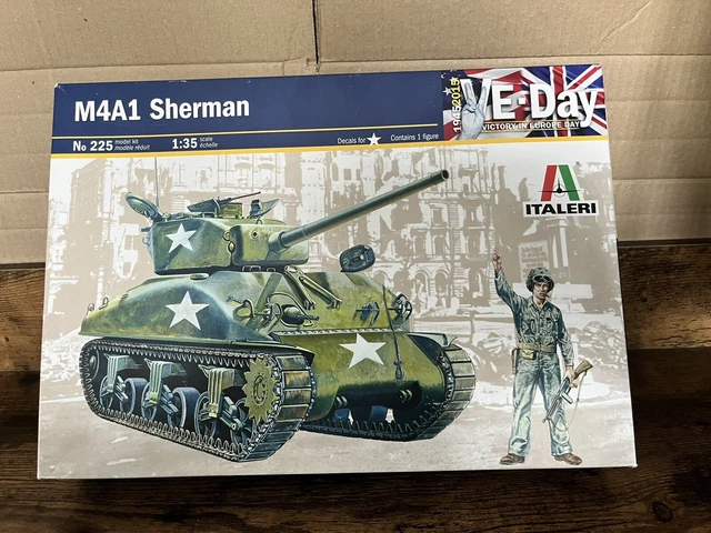 ITALERI M4A1 SHERMAN Model Kit 1/35 Scale New £24.99 - PicClick UK