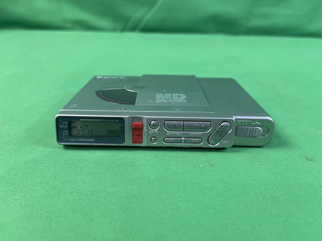 SONY PORTABLE MINIDISC Walkman Player/Recorder MZ-R37 *READ DESCRIPTION ...