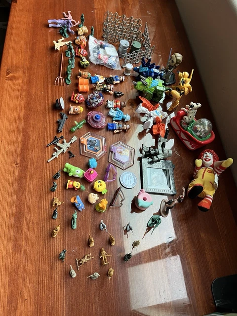 RANDOM ASSORTMENT MIXED Lot of Small Toys And Action Figures Vintage To ...