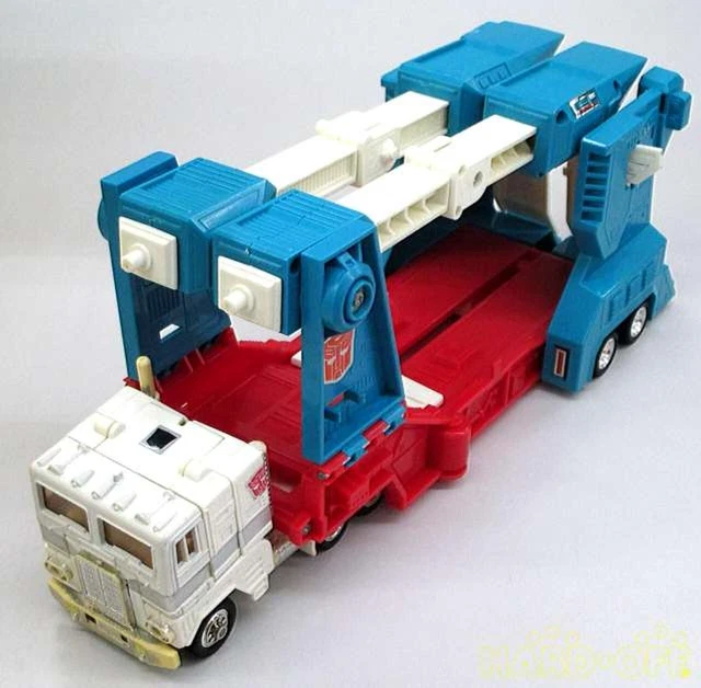 TAKARA COMBAT SUPER Robot Vie Forme Transparent C-69 Ultra Magnus avec ...