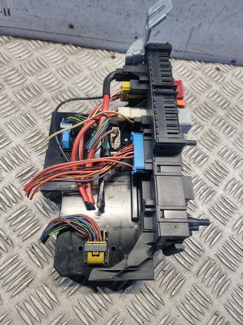 MERCEDES C220 REAR Sam Module 2049060205 W204 2.2 Dsl 2012-13 £39.99 ...