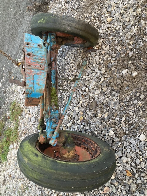 FORDSON SUPER MAJOR front axle and toomb stone, Wheels Etc £102.00 ...