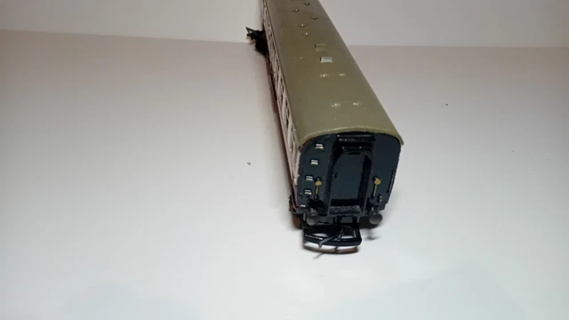 TRI-ANG OO GAUGE R28/220 LMS 1st Class Coach – “Crewe” £5.00 - PicClick UK