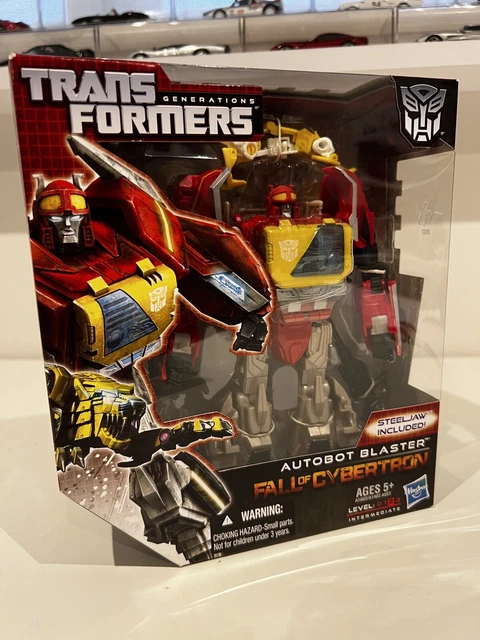 TRANSFORMERS BLASTER! GENERATIONS G1 Fall Of Cybertron Blaster Hasbro ...