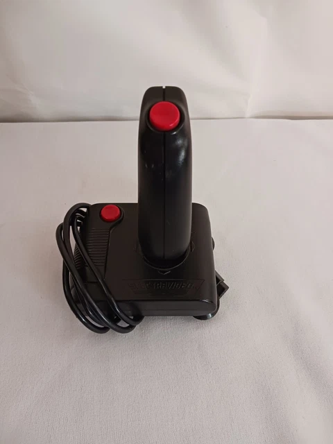 QUICKSHOT II PLUS Joystick Commodore 64 / Atari / Amiga 500 SVI-102 $19 ...