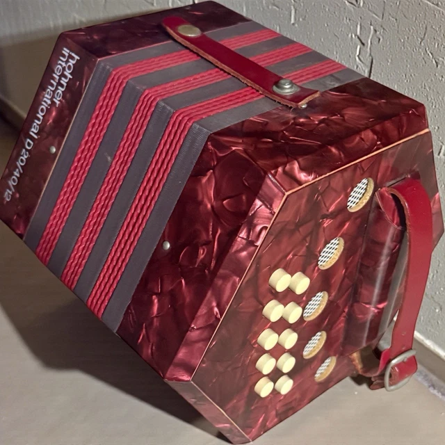 RARE VINTAGE GERMAN HOHNER D20/40/12 Concertina Red Pearl Accordion £ ...
