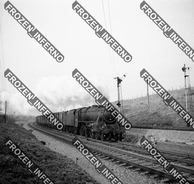 OLD NEGATIVE.BRITISH RAILWAYS Steam Locomotive..No.44663 ...#792 £3.46 ...