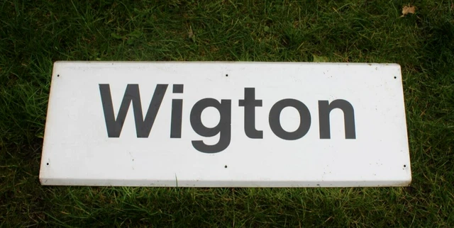 WIGTON ORIGINAL 1970s BRITISH RAIL STATION SIGN SCARCE £120.00 ...