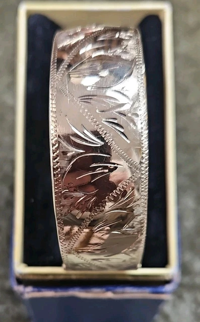 VINTAGE HEAVY 9ct Gold Metal Cored Hinged Engraved Bangle Bracelet 43 ...