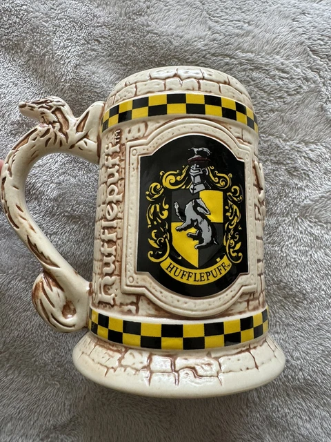 UNIVERSAL STUDIOS THE Wizarding World Harry Potter Hufflepuff Stein ...