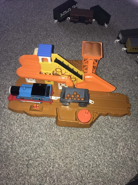 THOMAS & FRIENDS - Sodor Quarry Loader (Tomy Trackmaster 2005) £6.60 ...