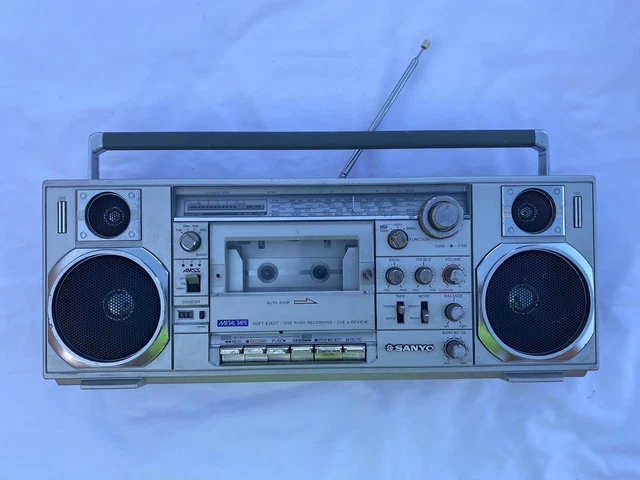 VINTAGE RARE SANYO M7900K BOOMBOX Radio & Cassette Recorder/Player -PLEASE READ- EUR 168,69 ...