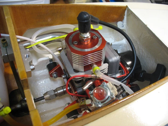 26CC SIDE EXHAUST, watercooled, Petrol, Marine Model Boat Engine £220. ...